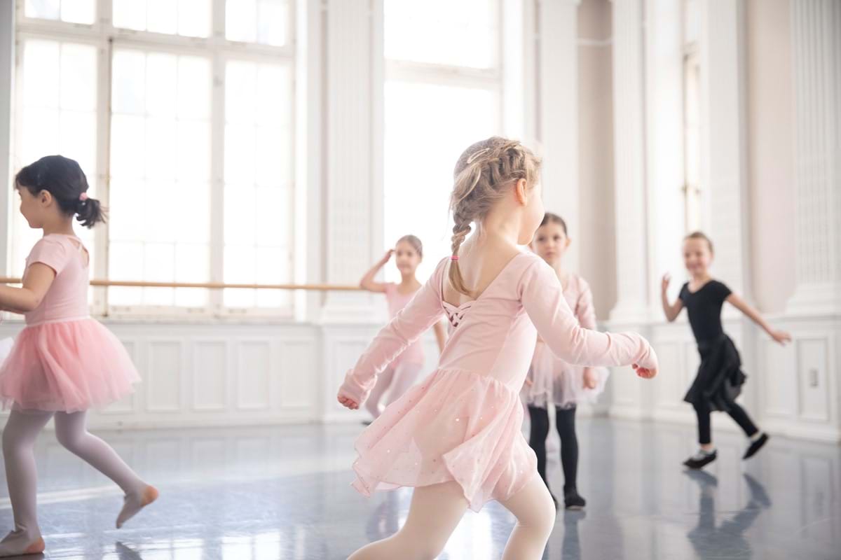 Éveil à la danse 3 ans | Automne | Cours pour enfants