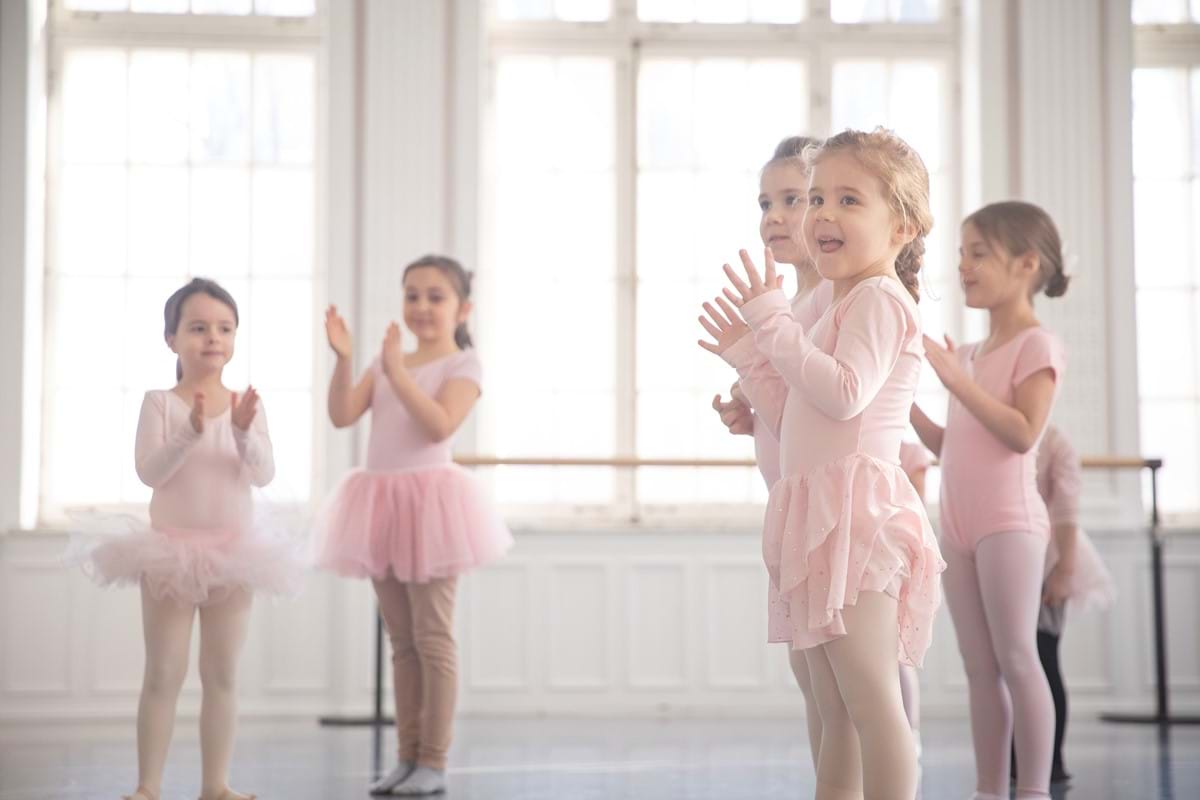 Éveil à la danse 3 ans | Automne | Cours pour enfants